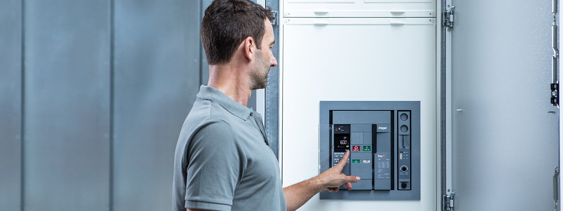 Der neue offene Leistungsschalter HW1 (14.03.2023)